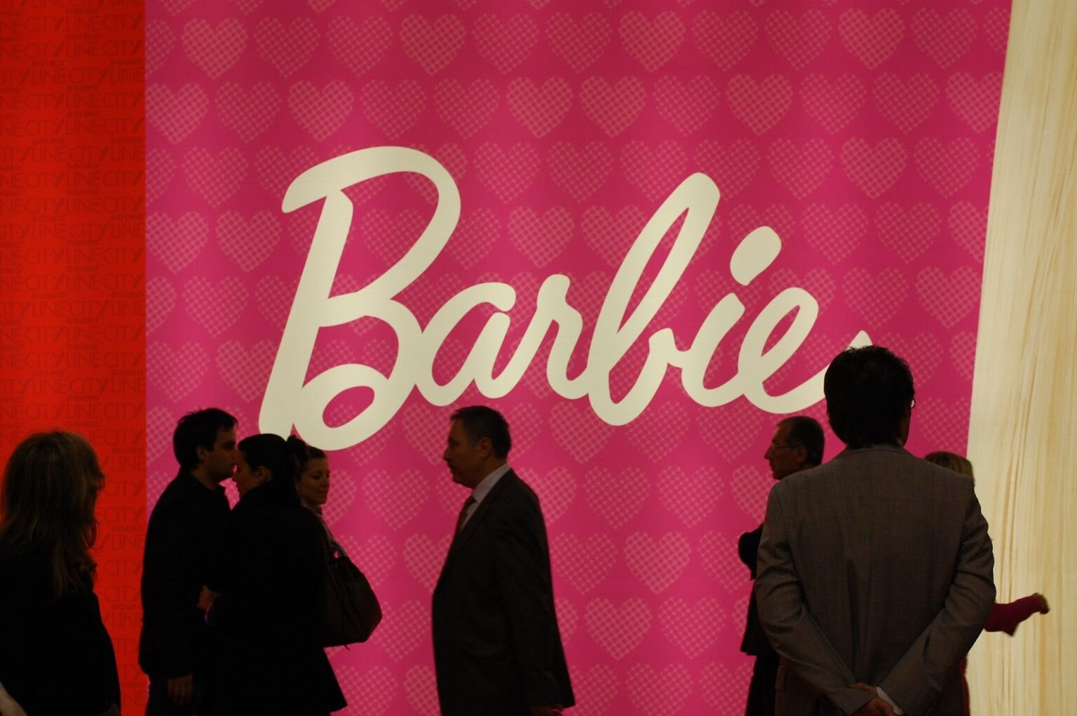 Universo Barbie no cinema: uma jornada cronológica e teorias geek ...